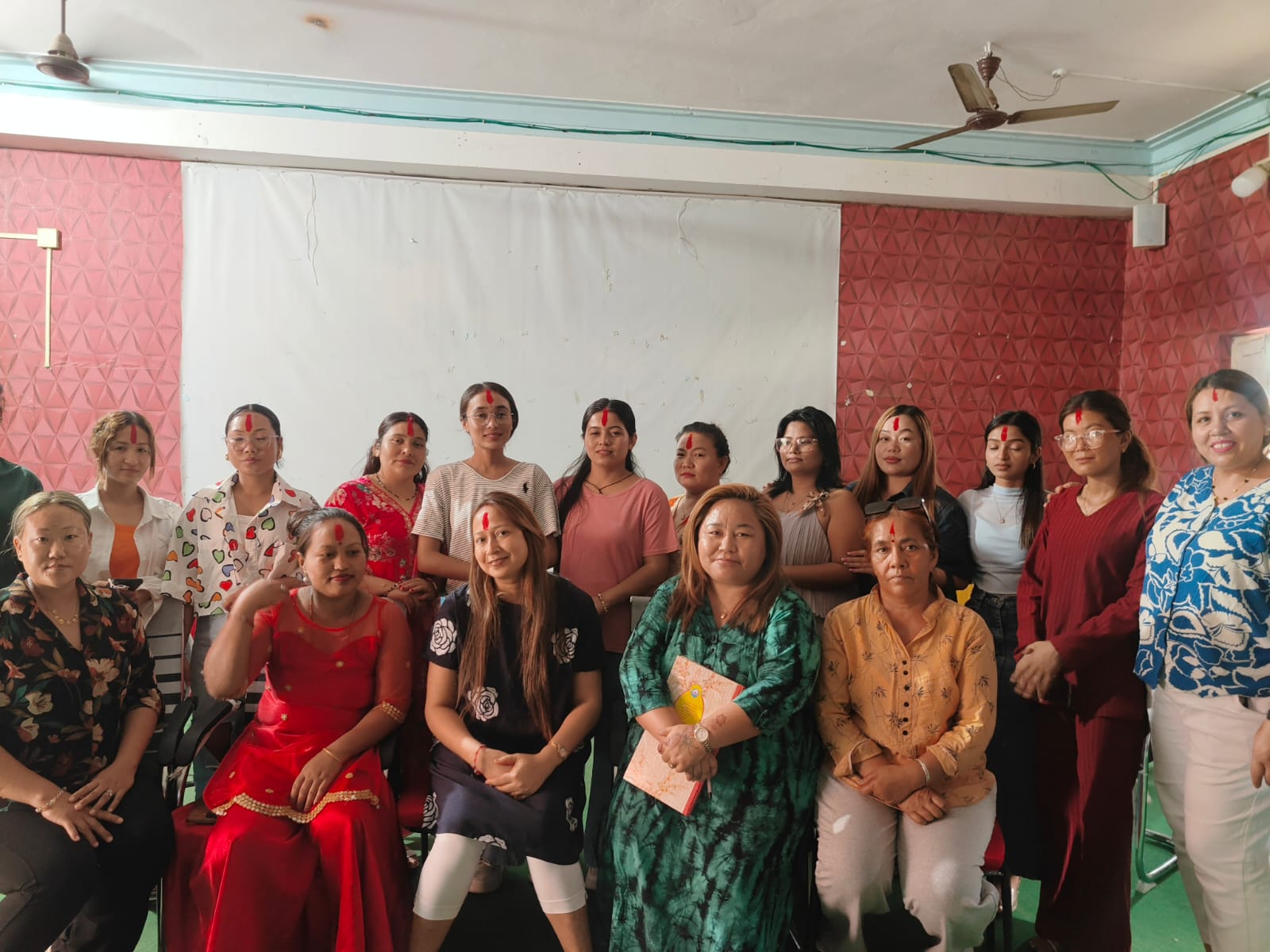 कटारीमा राष्ट्रिय सौन्दर्यकर्मी युनियन नेपाल(NABUN)को पहिलो पालिका भेला ...